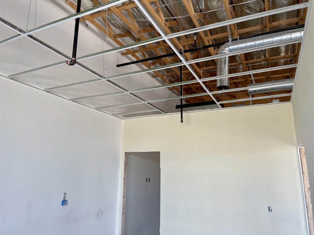 Ceiling Grid at Modern Chiropractic (Chandler) | Emerald Inc.